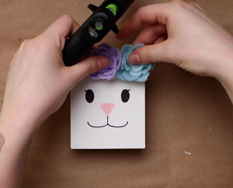 How to Make an Easy Easter Bunny Craft - Olivia OHern